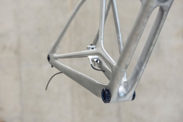 Beautiful 3D printed performance bike - GreatLight CNC machining